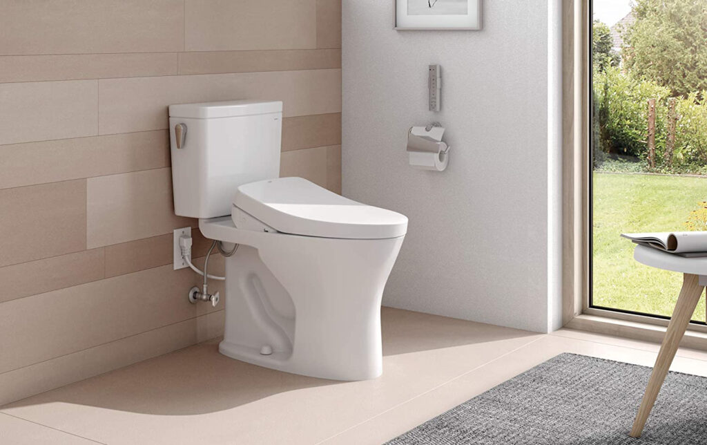 5 Best Toilet Seats for Heavy Person: In-Detail Reviews (May 2021)